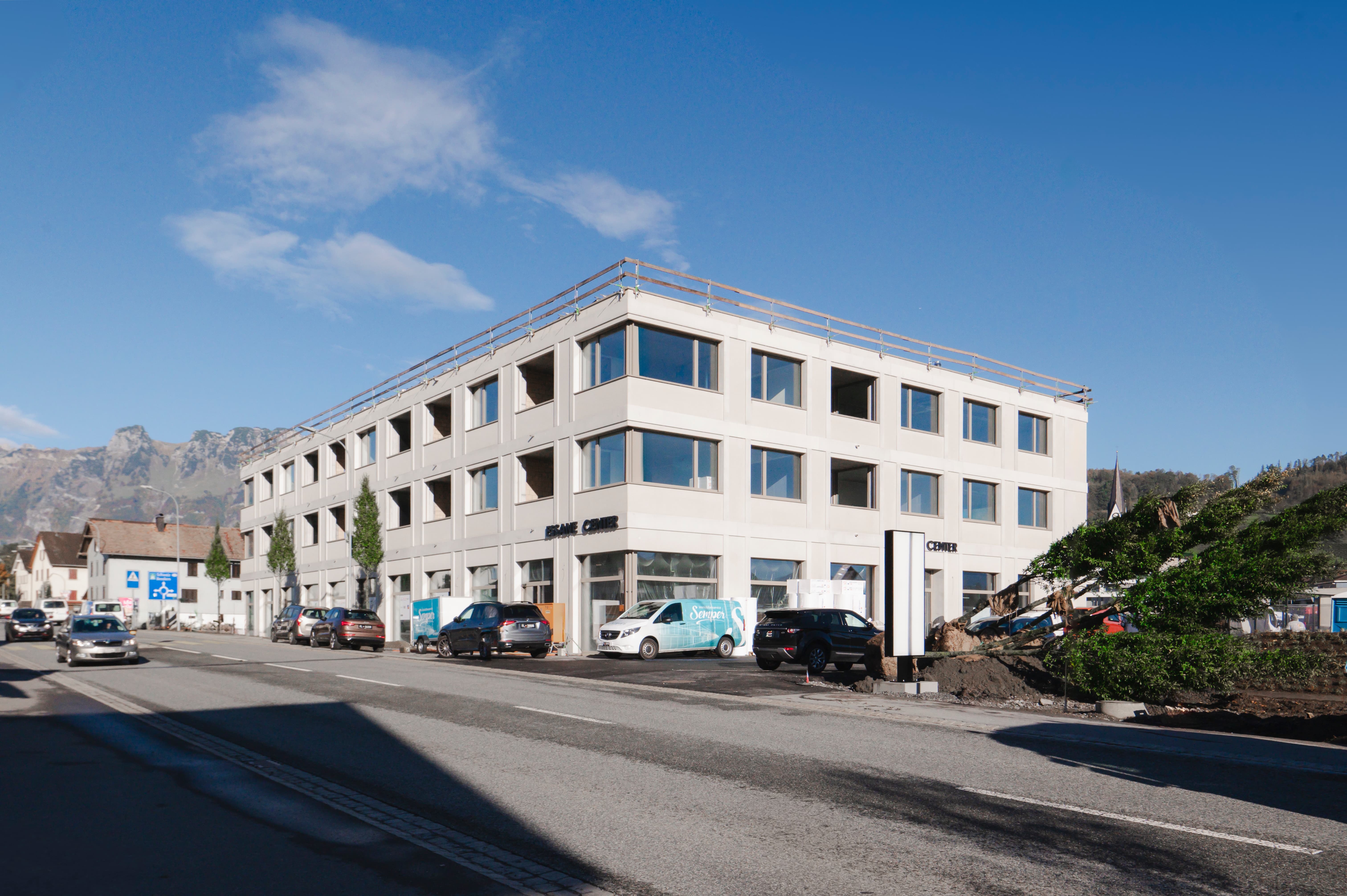 Essane Center Eschen öffnet erstmals seine Türen | Migros Ostschweiz